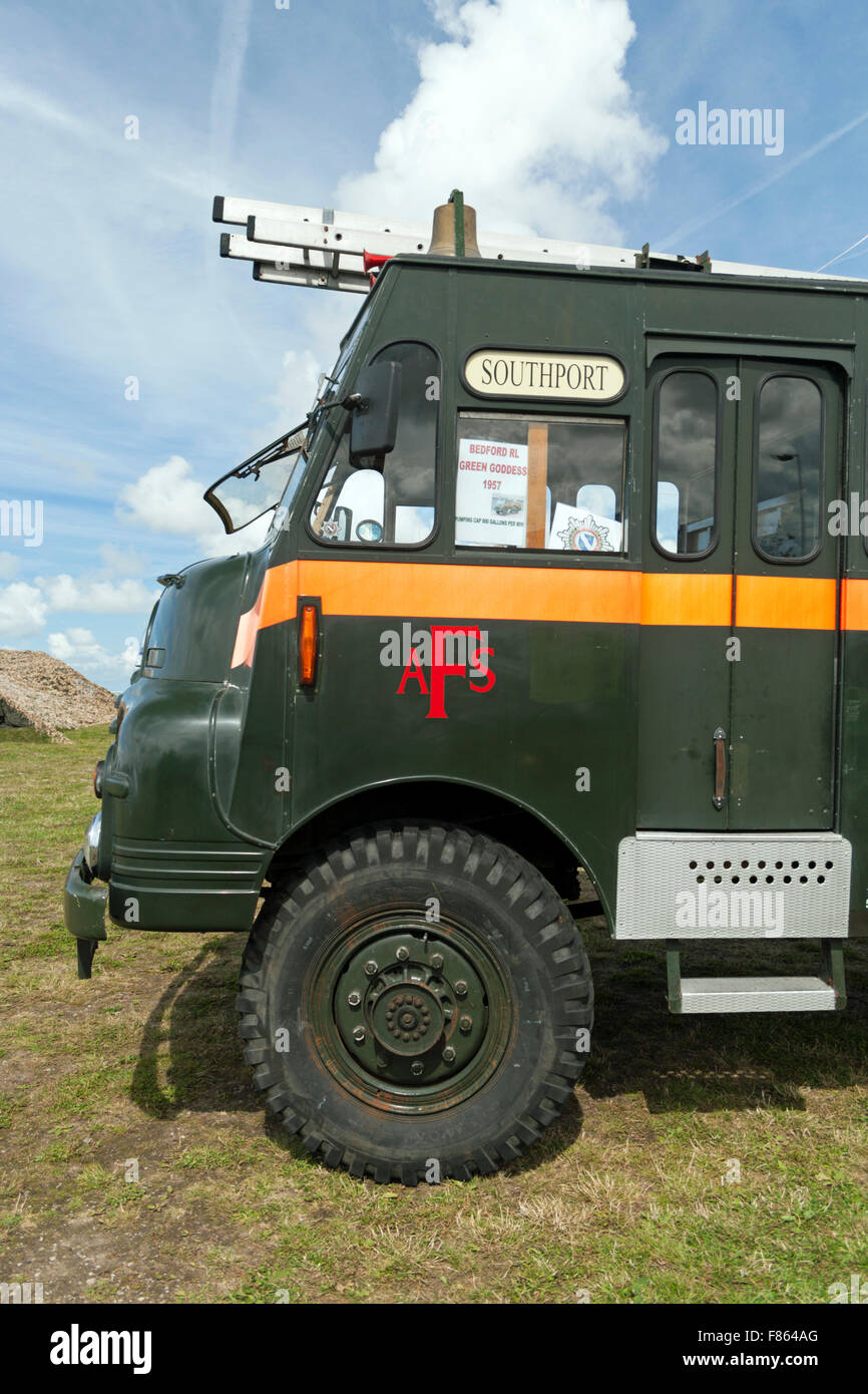 Military green goddess fire engine hi-res stock photography and images ...
