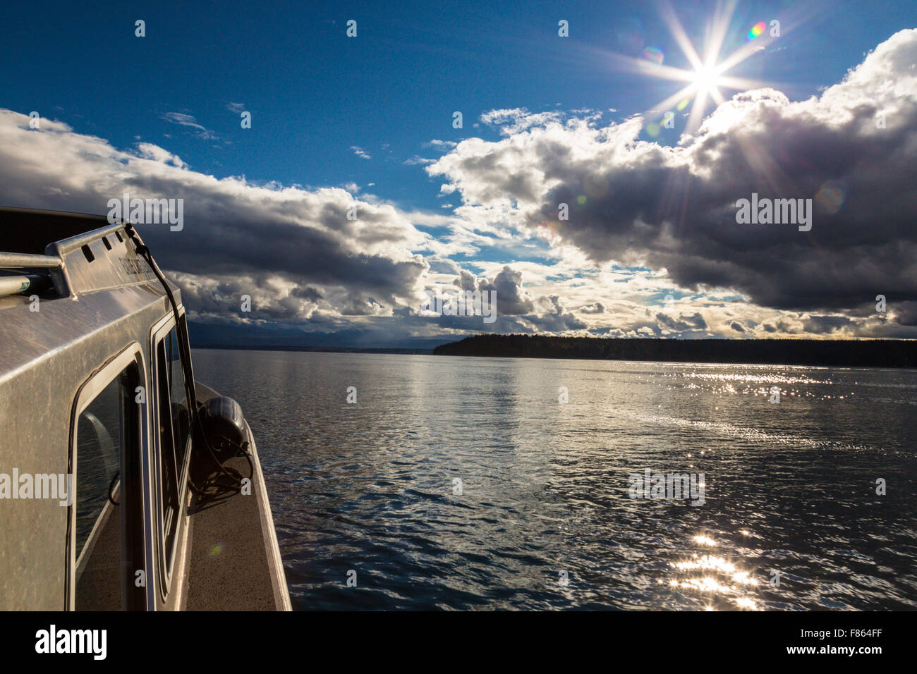 Bute inlet hi-res stock photography and images - Alamy