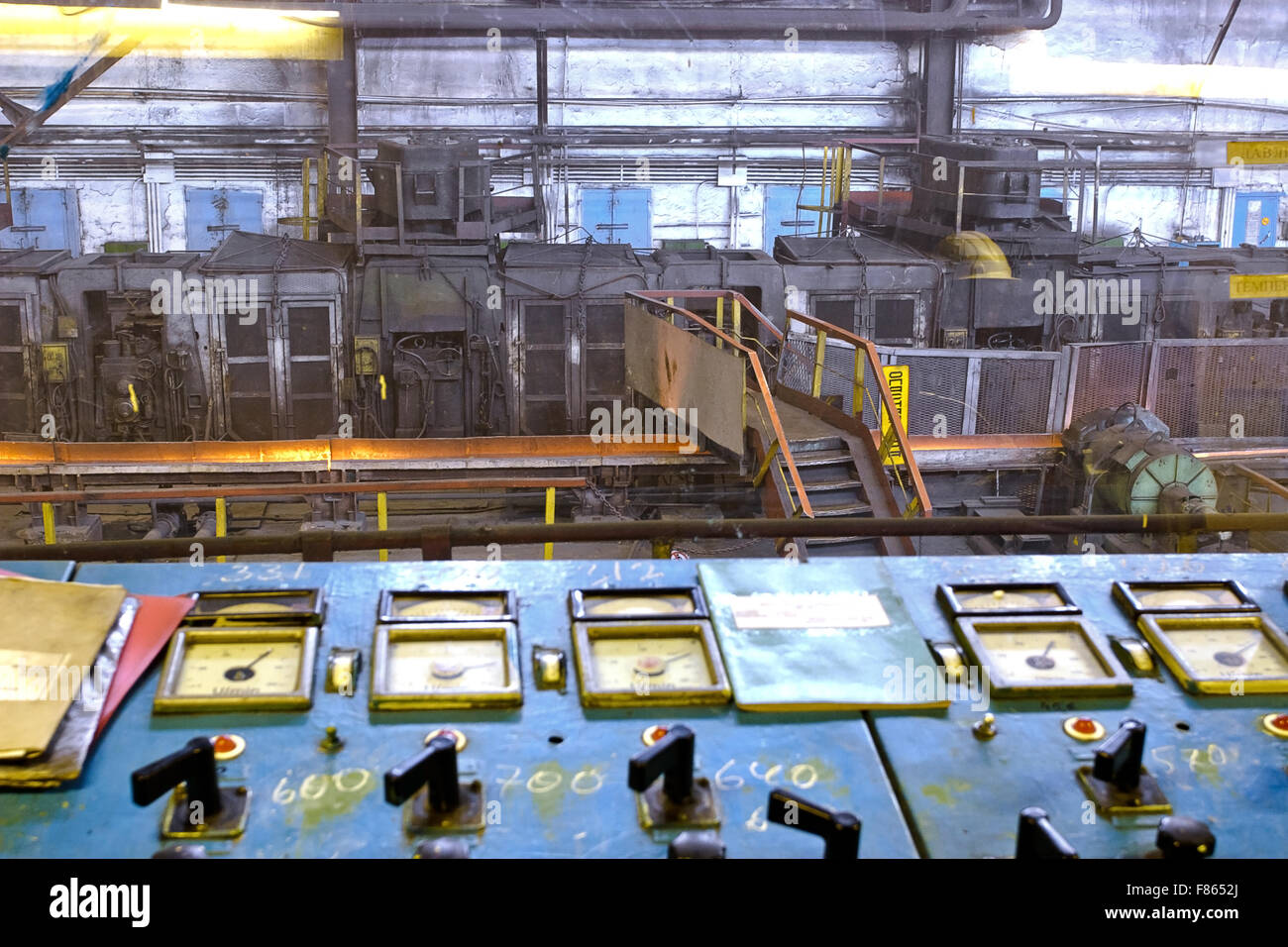 Factory control room Stock Photo - Alamy