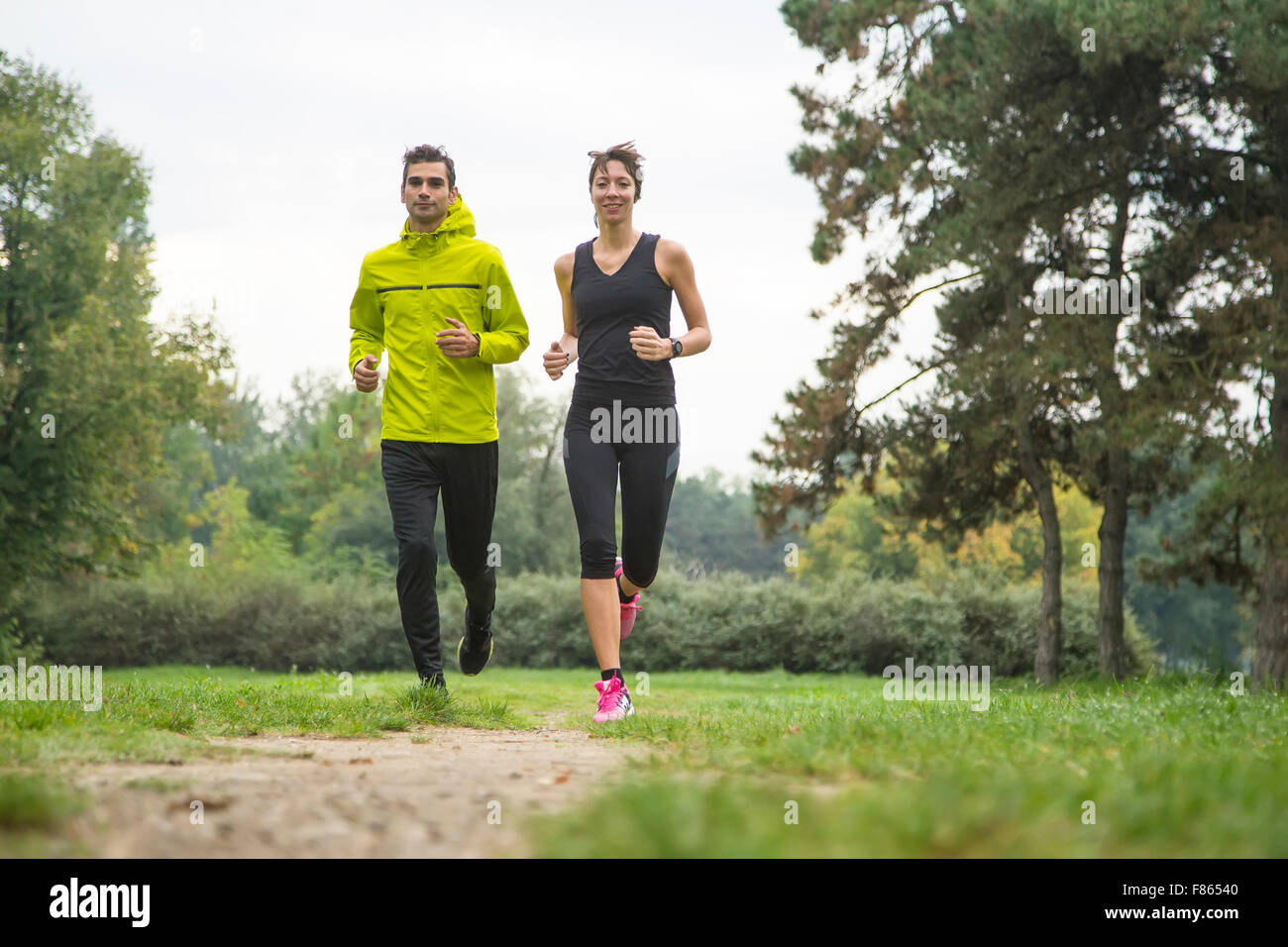 Athletic people running hi-res stock photography and images - Alamy