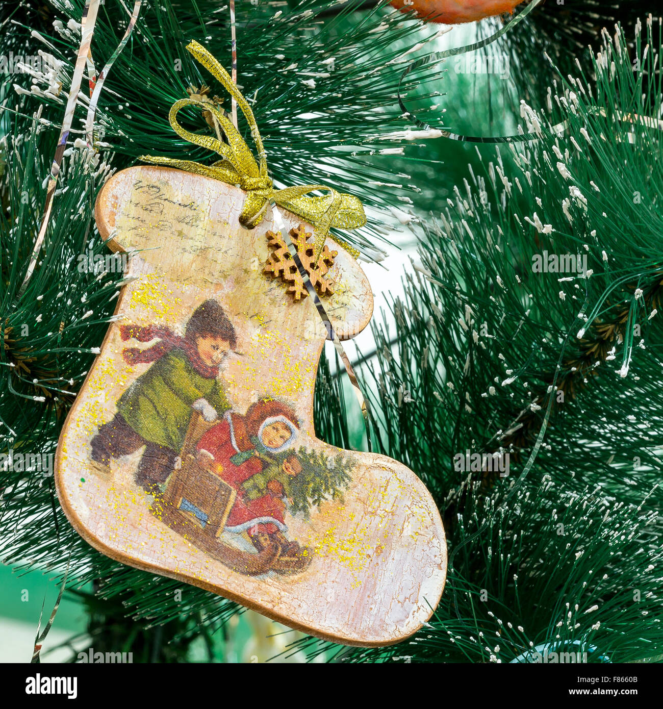 Gold boot sign hi-res stock photography and images - Alamy