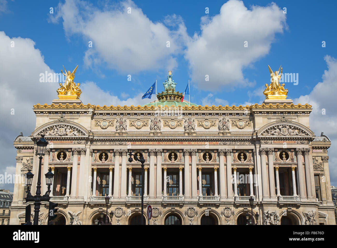 Metropolitan opera house interior hi-res stock photography and images ...
