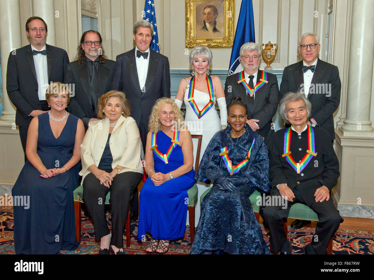 The five recipients of the 38th Annual Kennedy Center Honors pose for a ...
