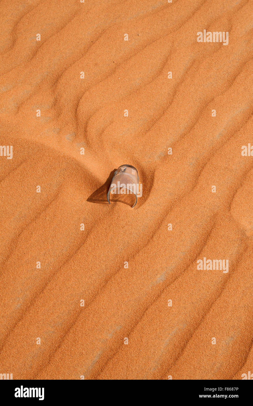 Red sand "Arabian desert" near Riyadh, Saudi Arabia Stock Photo - Alamy