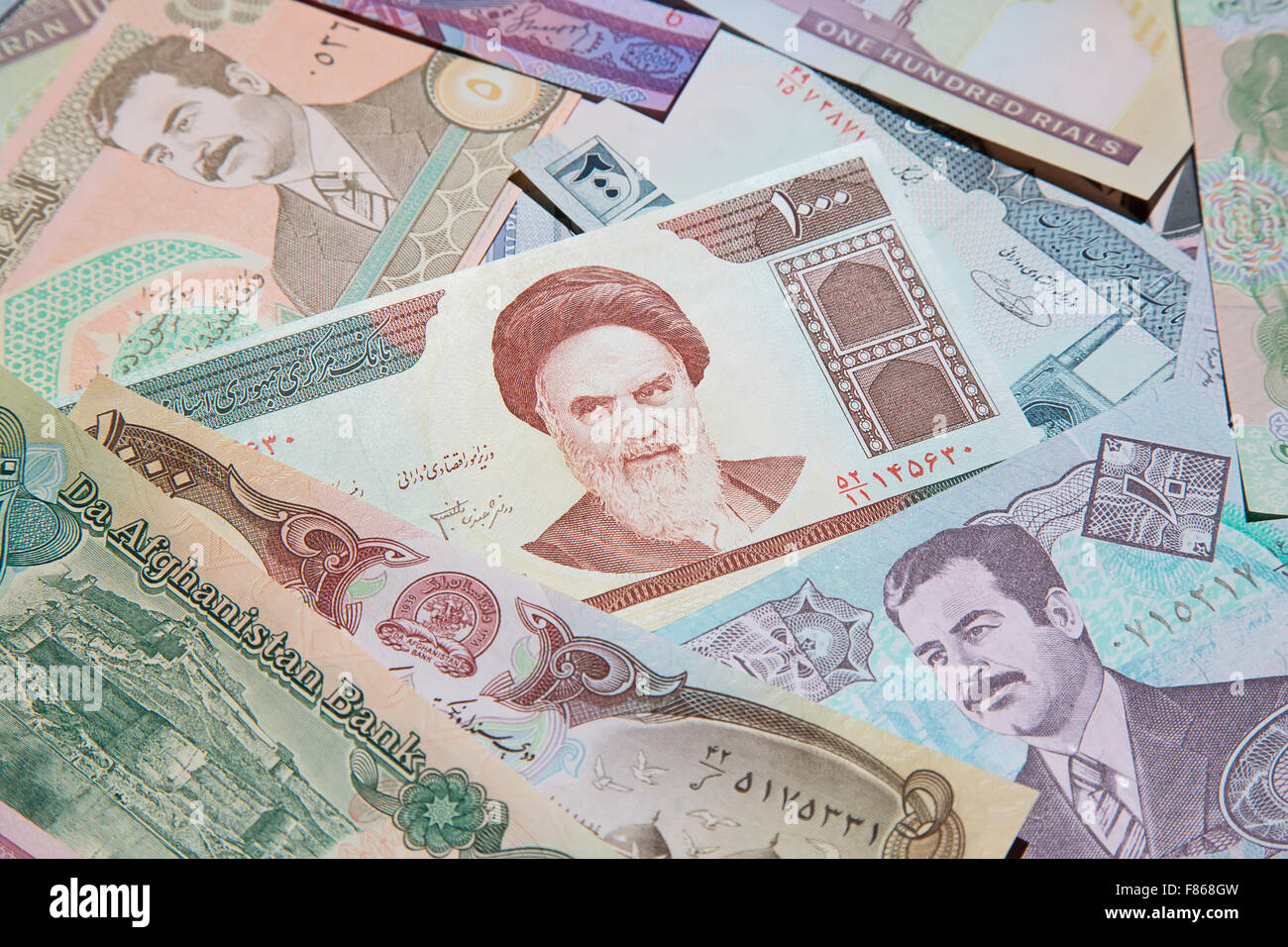 Variety of Middle East banknotes Stock Photo - Alamy