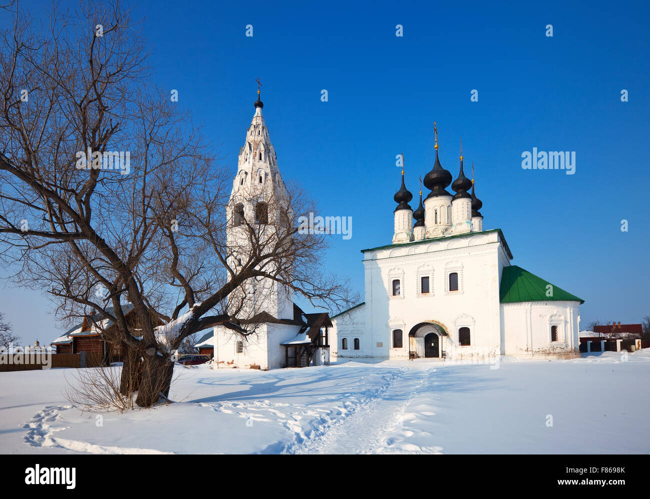 The Ascension church (build in 1695) at Alexander's monastery at Suzdal ...