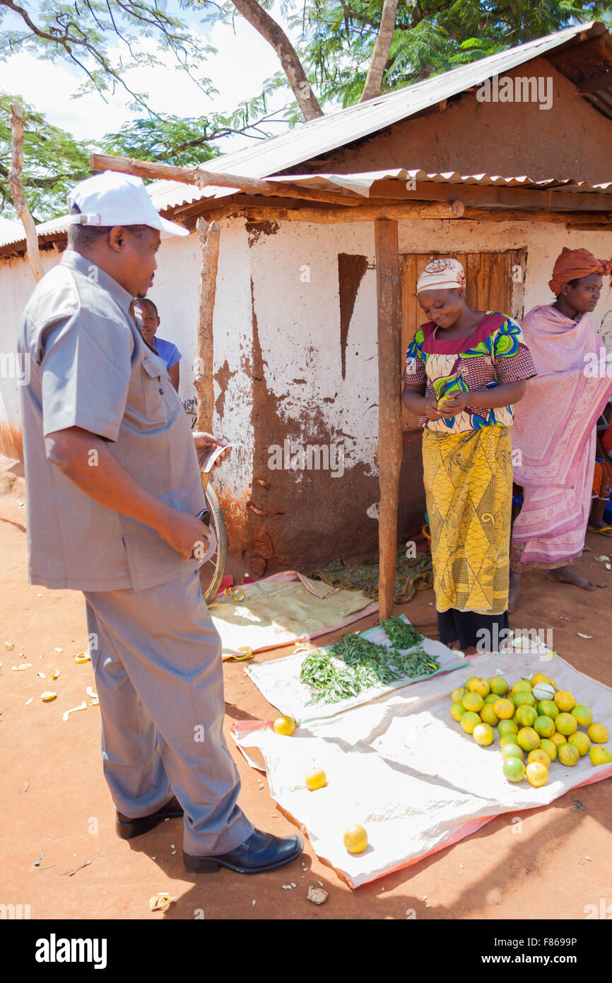 Tanzania poor poverty hi-res stock photography and images - Alamy