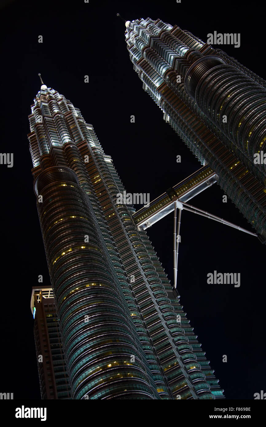 Famous "Twin towers" in Kuala Lumpur, Malaysia Stock Photo - Alamy