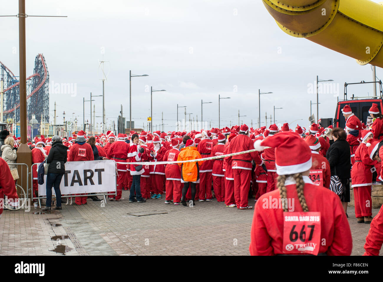 Blackpool, UK. 6th December 2015. Santa's dash event takes place along ...