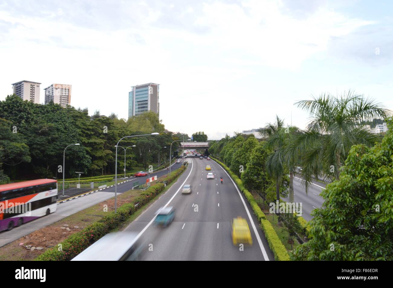 AYE expressway singapore the biggest highway Stock Photo - Alamy