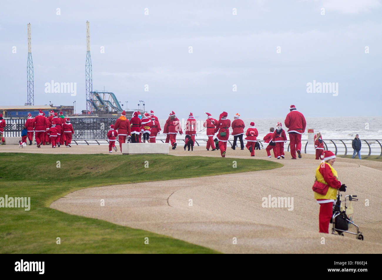 Blackpool, UK. 6th December 2015. Santa's dash event takes place along ...