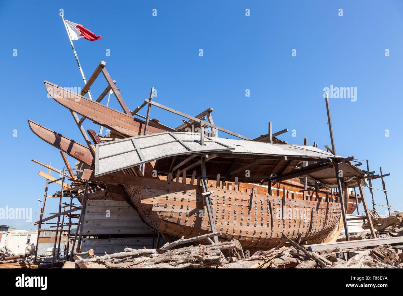 Wooden dhow hi-res stock photography and images - Alamy
