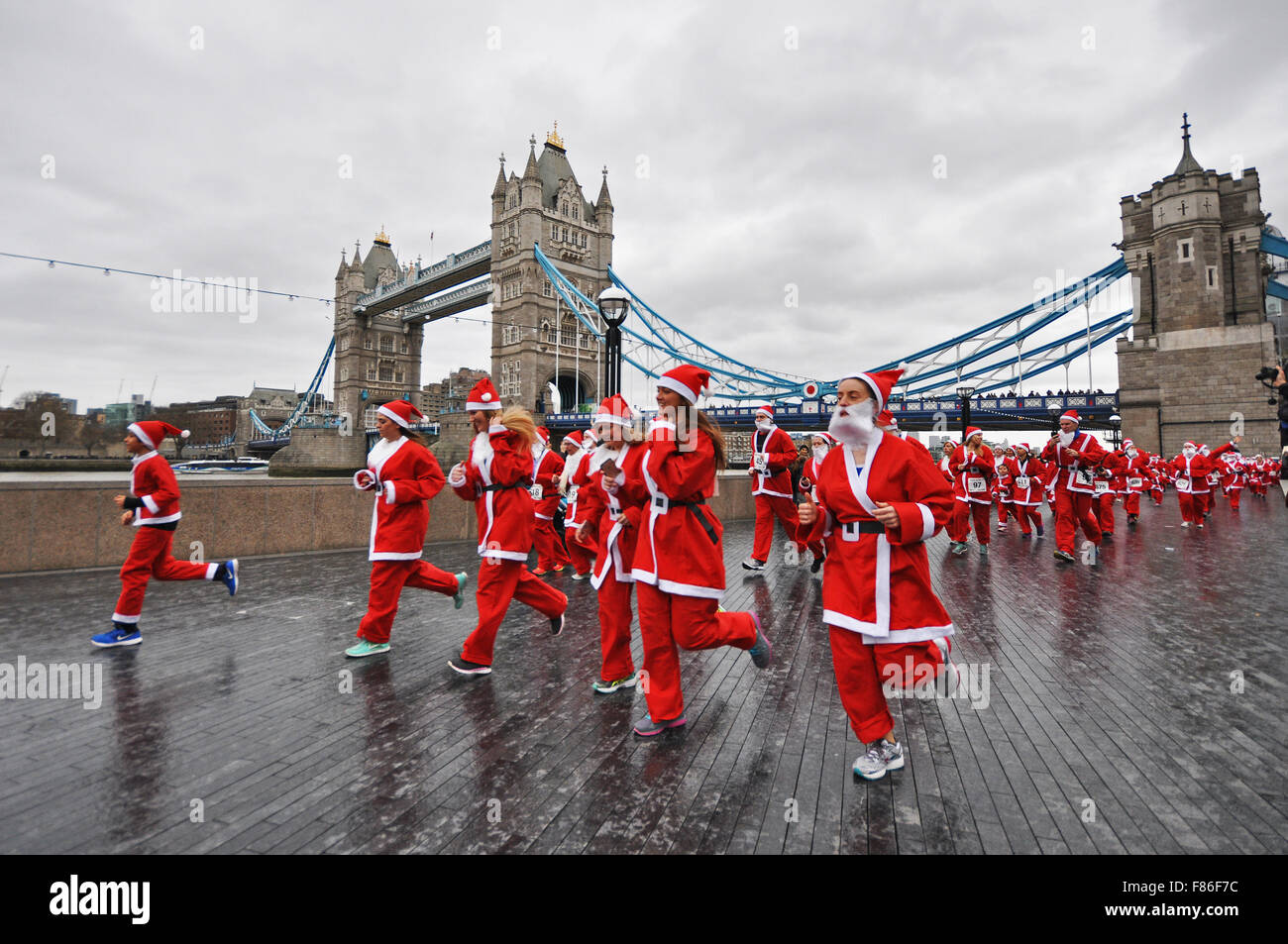 Santa in the City is one of London's newest Christmas Santa Runs with ...