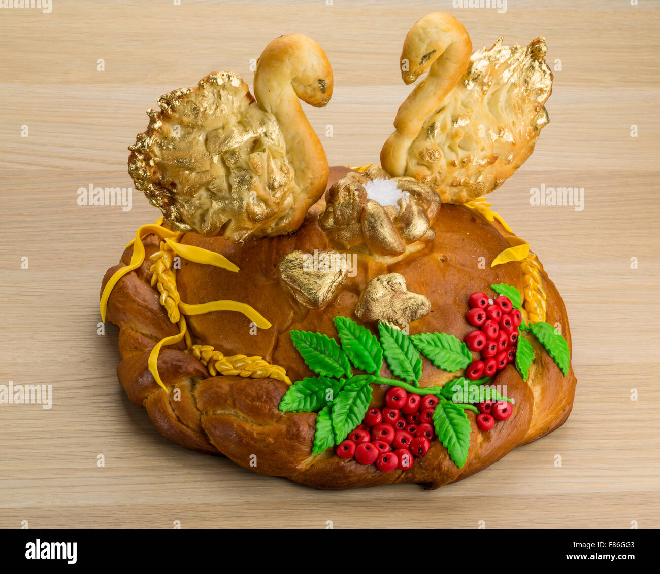Karavay - Russian traditional bread on the desk Stock Photo - Alamy