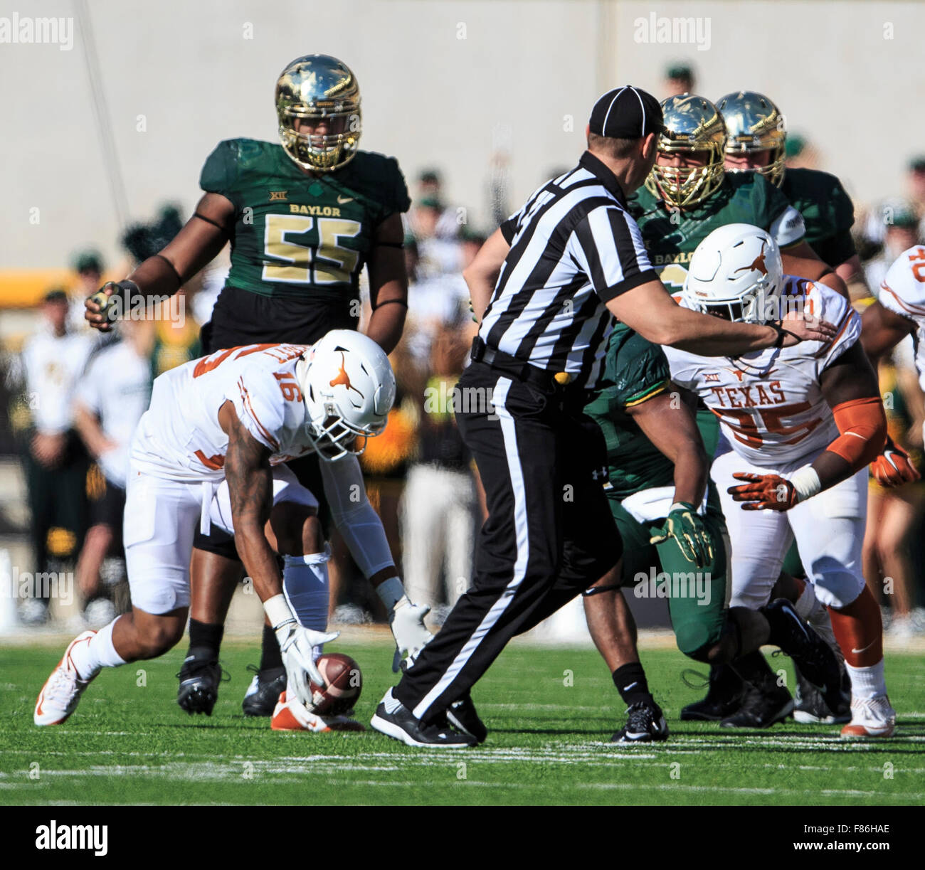 Waco, Texas, USA. 5th Dec, 2015. running back Johnny Jefferson (5) of ...