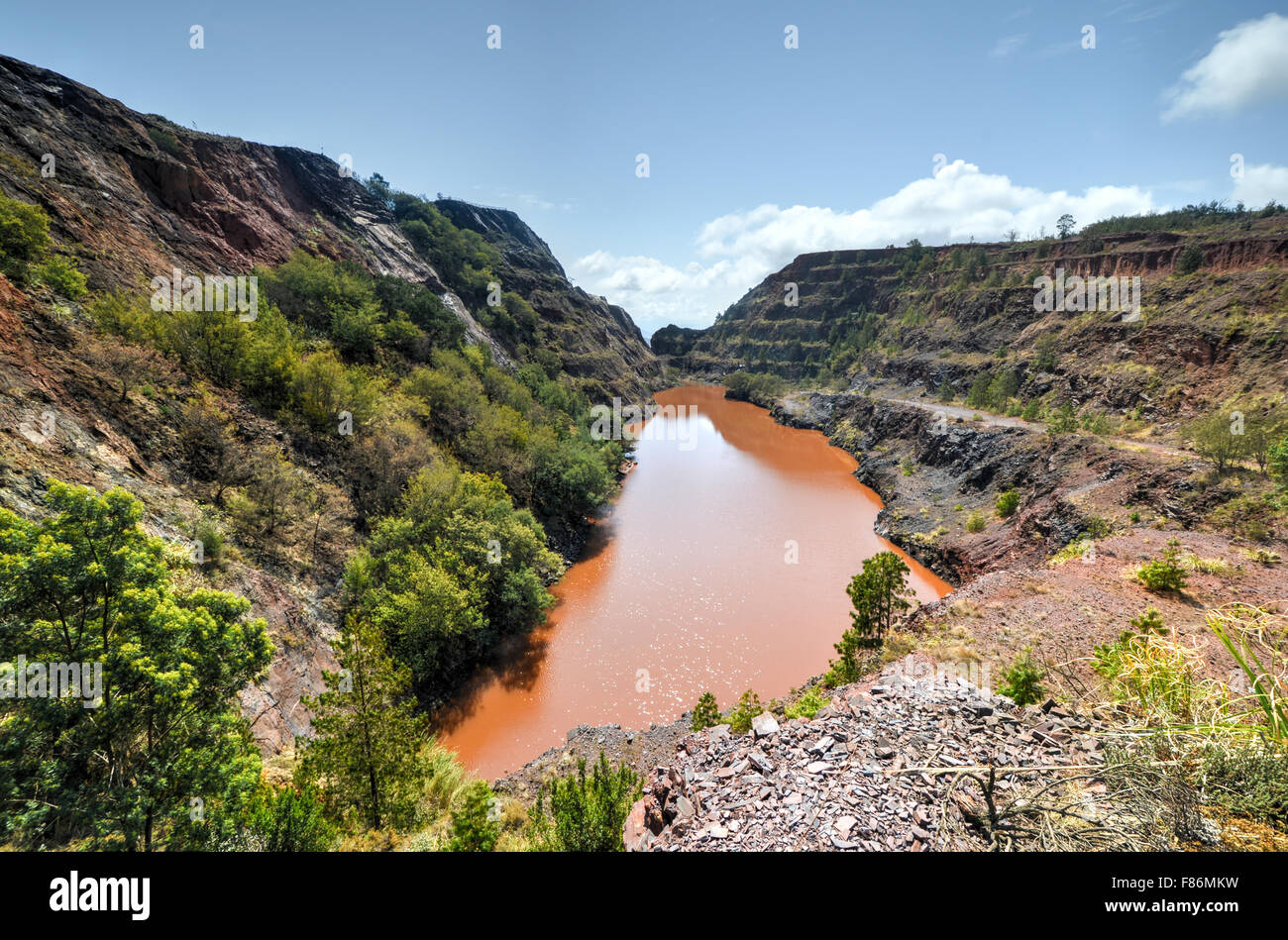 The Ngwenya Mine is located on Bomvu Ridge, northwest of Mbabane and ...