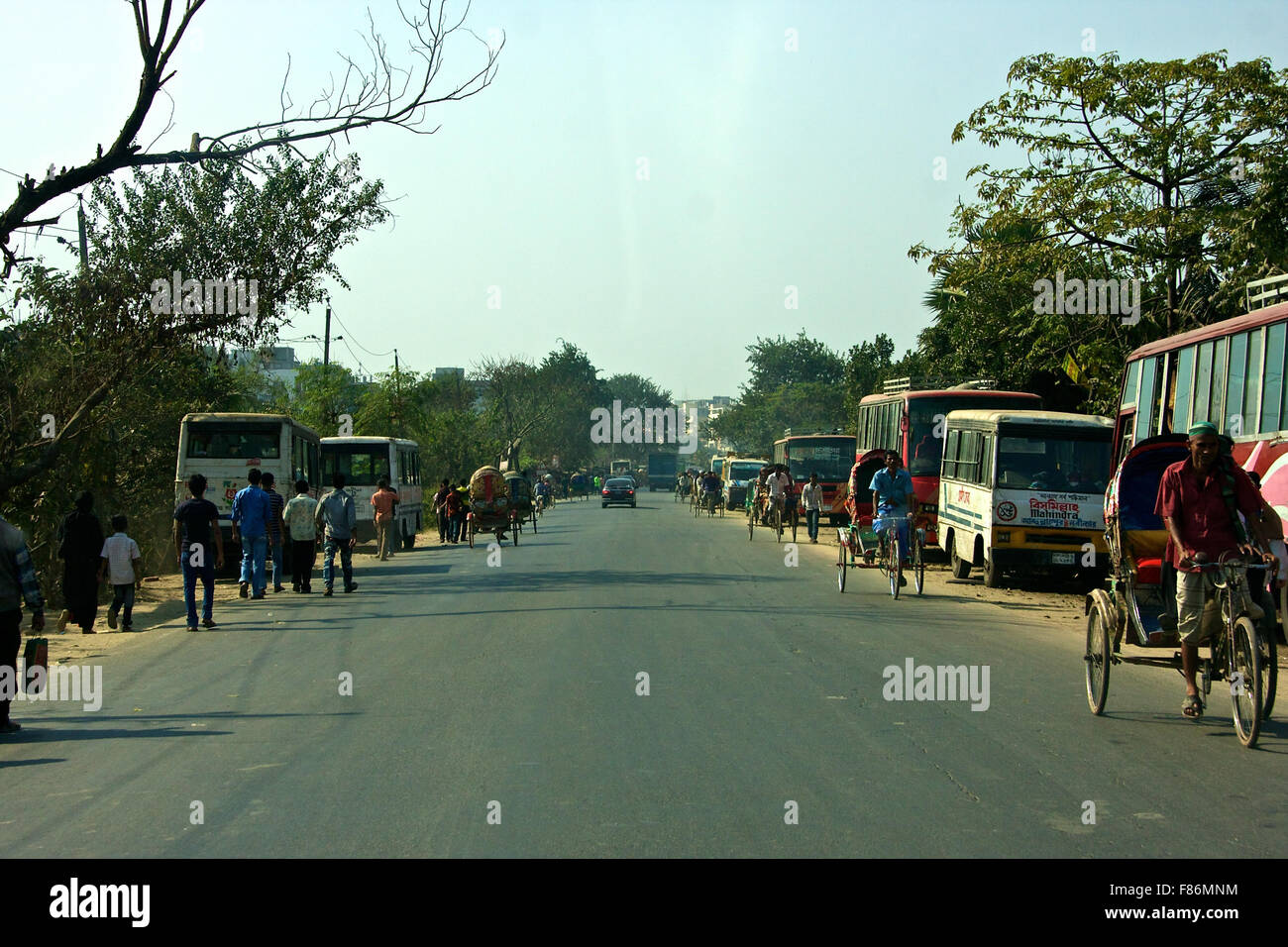 Dhaka bus hi-res stock photography and images - Alamy