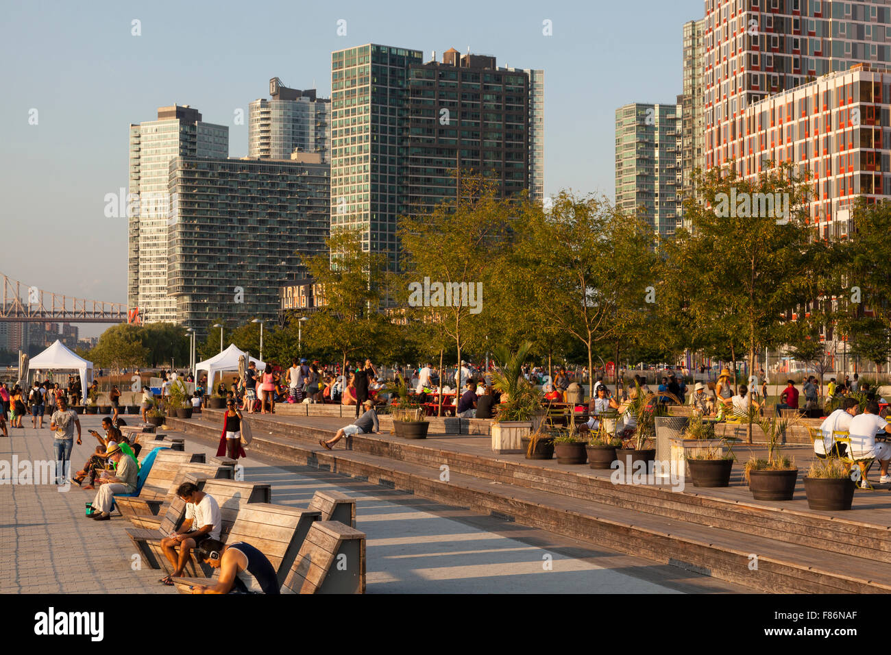 Hunters Point South ferry terminal, Long Island, New York, USA Stock ...