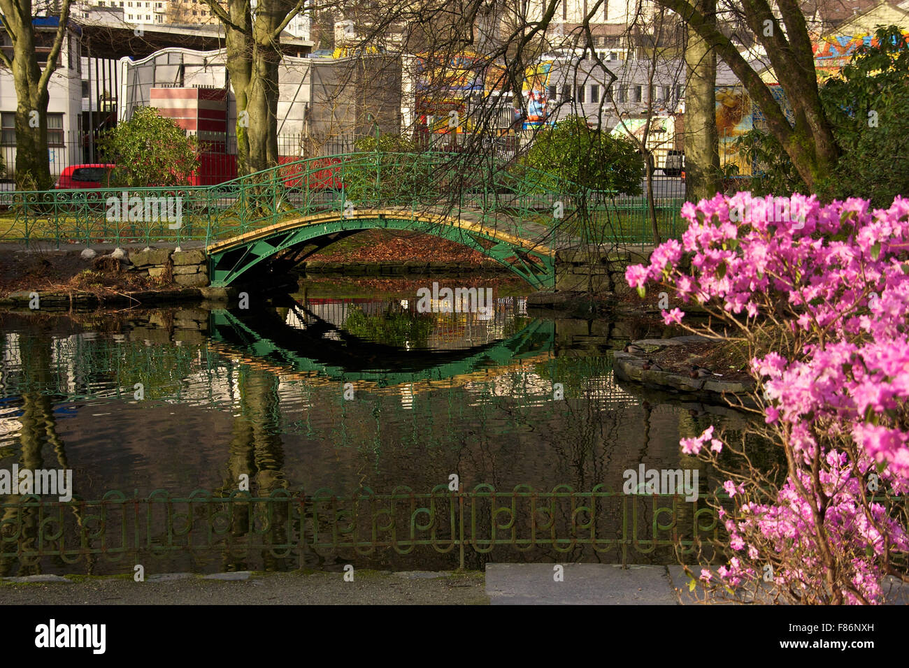 Bridge in bergen hi-res stock photography and images - Alamy