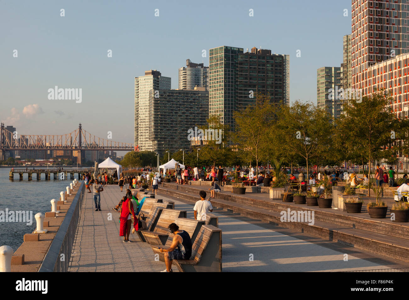 Hunters Point South ferry terminal, Long Island, New York, USA Stock ...