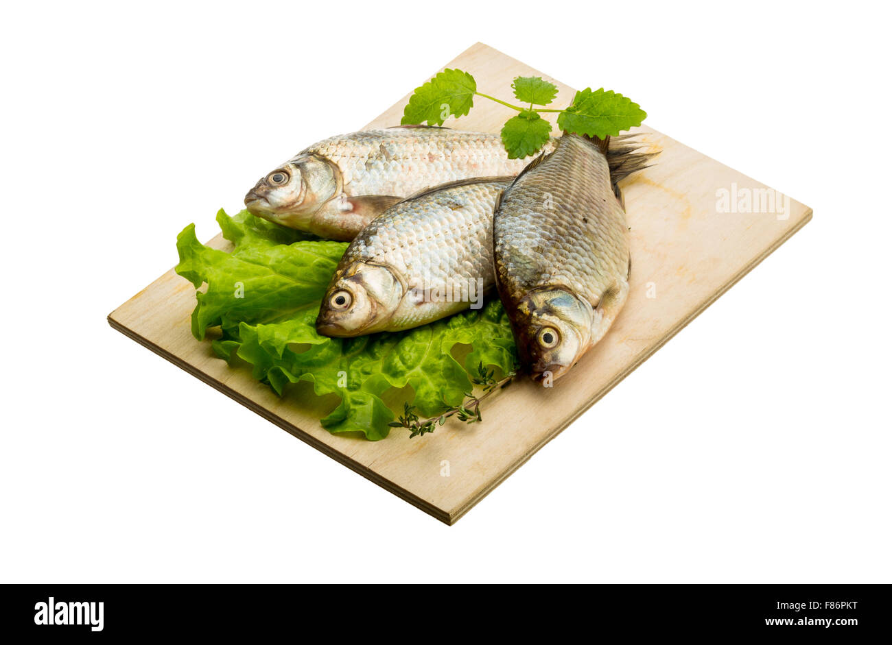 Raw Crucian fish - ready for cooking Stock Photo - Alamy