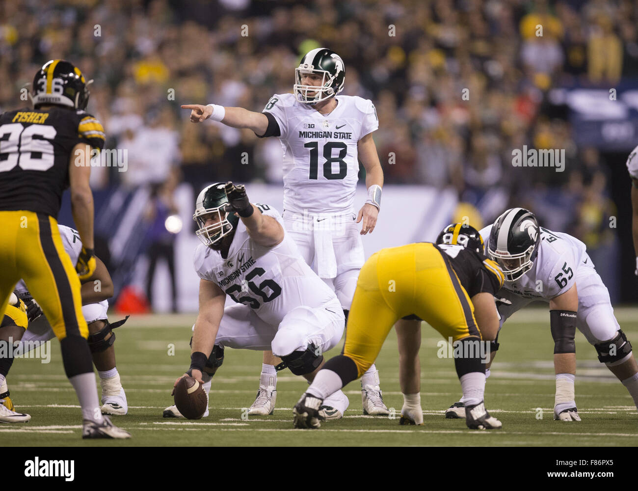 Indianapolis, Indiana, USA. 05th Dec, 2015. Michigan State quarterback ...