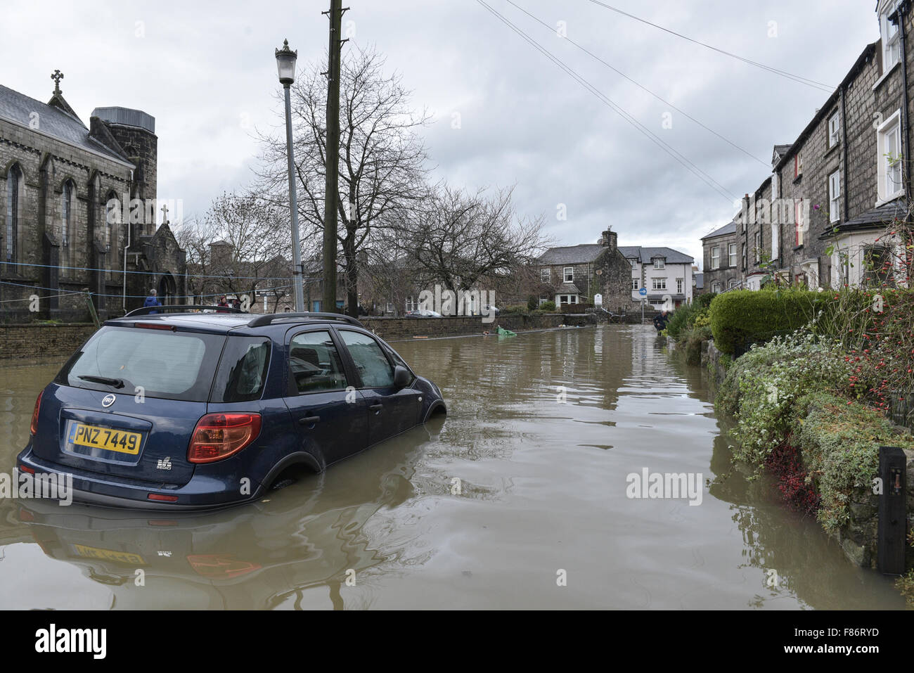 Kendal, UK. 06th Dec, 2015. Cars flooded in Castle Crescent, Kendal ...