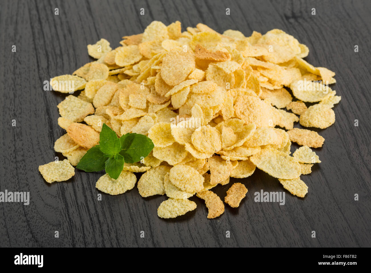 Corn flakes with mint leaves Stock Photo - Alamy