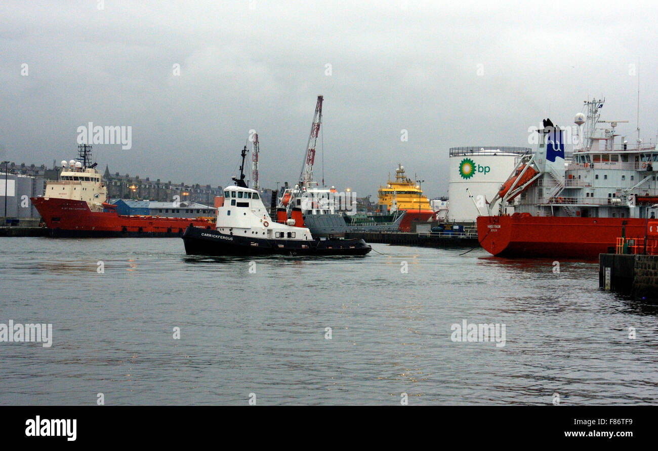Bp tanker hi-res stock photography and images - Alamy