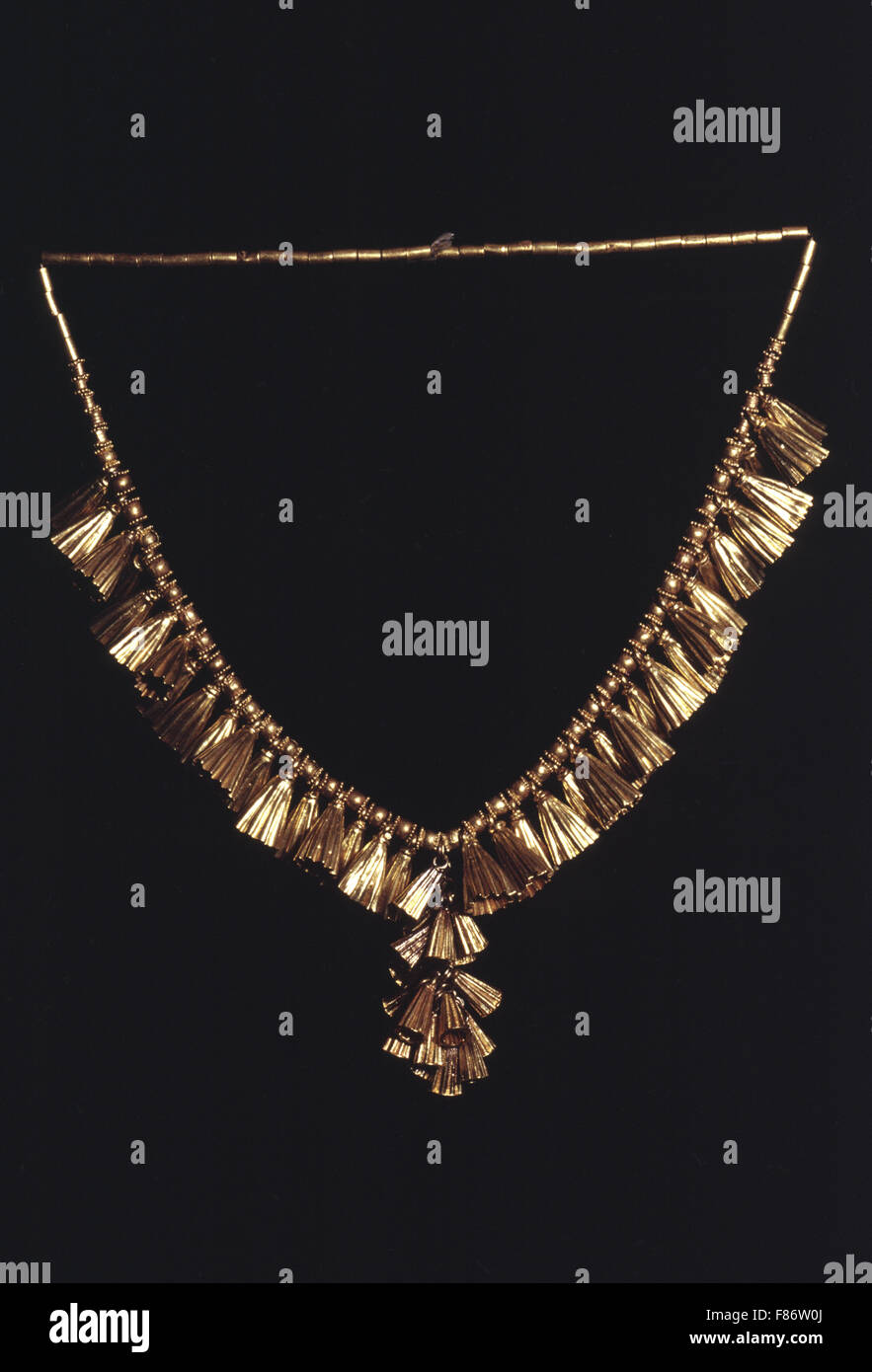 Nimrud gold hi-res stock photography and images - Alamy