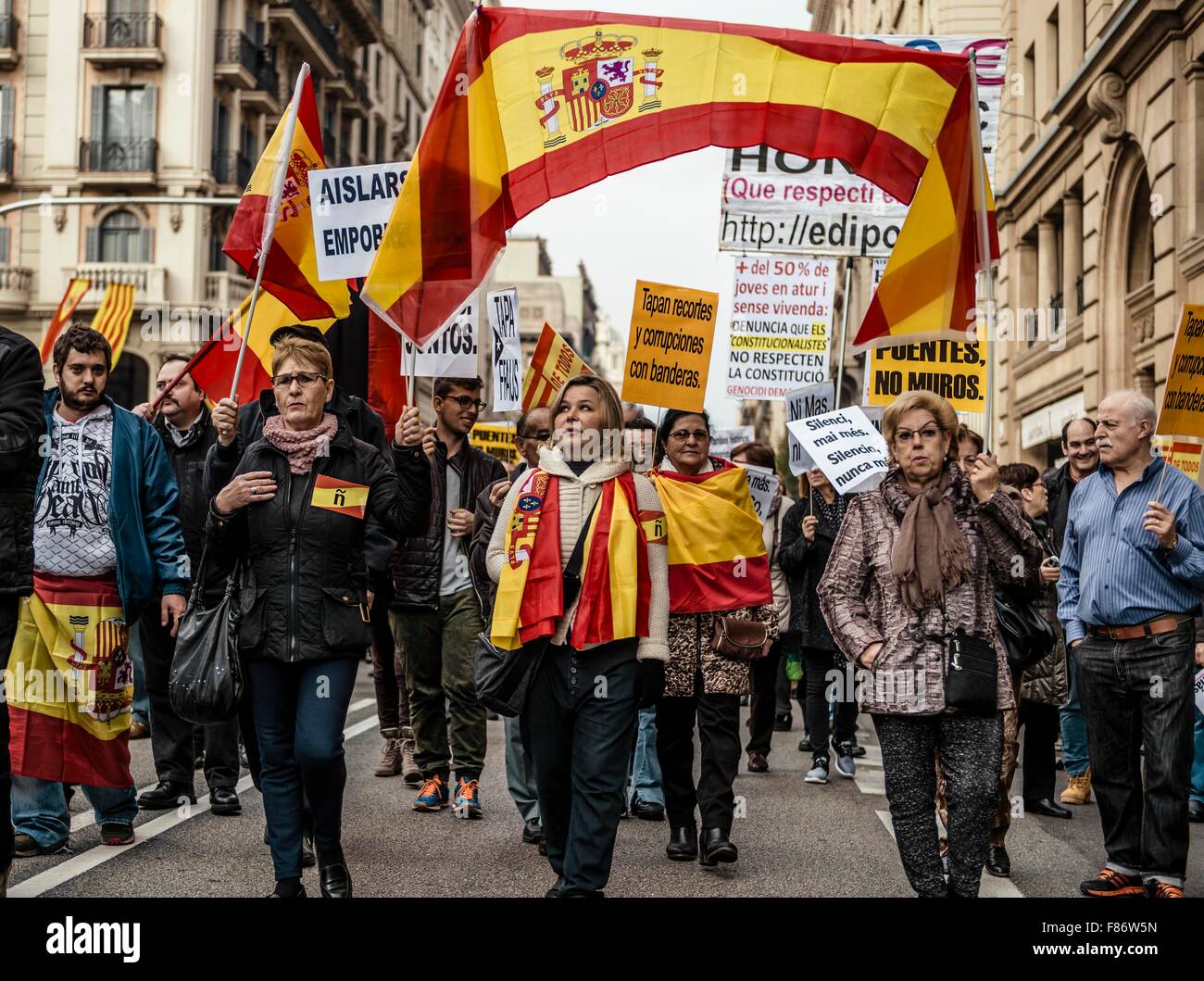 Barcelona, Spain. 06th Dec, 2015. Demonstrators wave Spanish flags as ...
