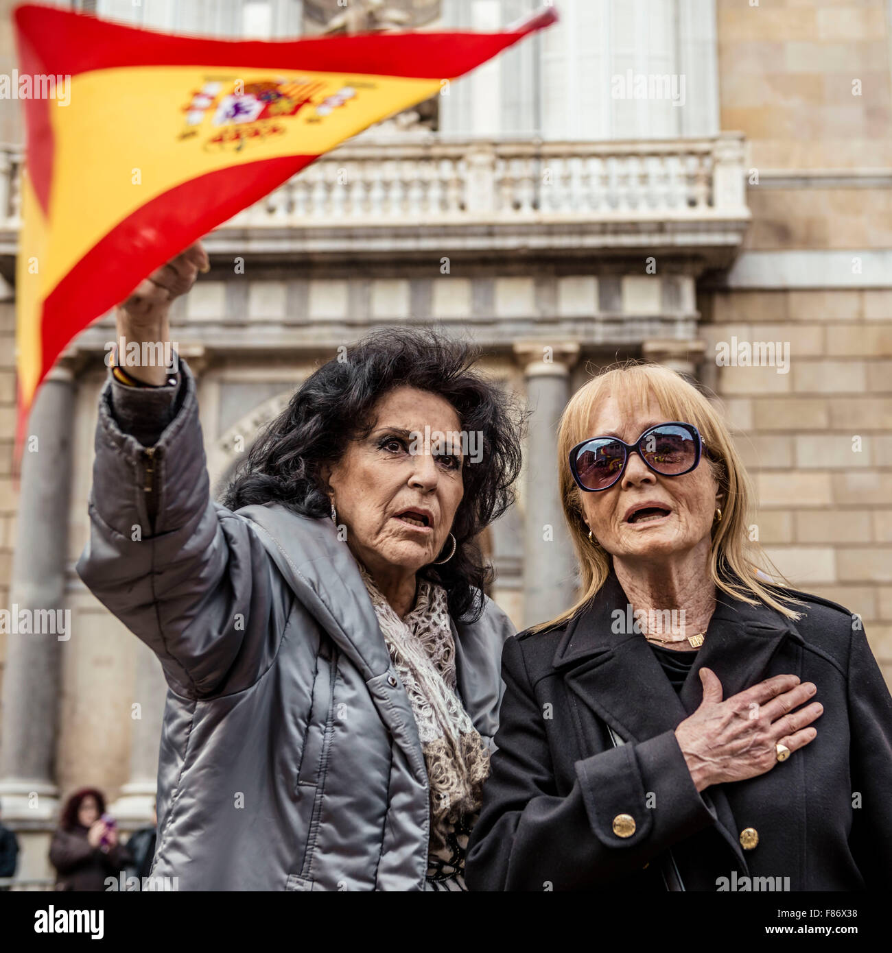 Barcelona, Spain. 06th Dec, 2015. Demonstrators wave Spanish flags as ...