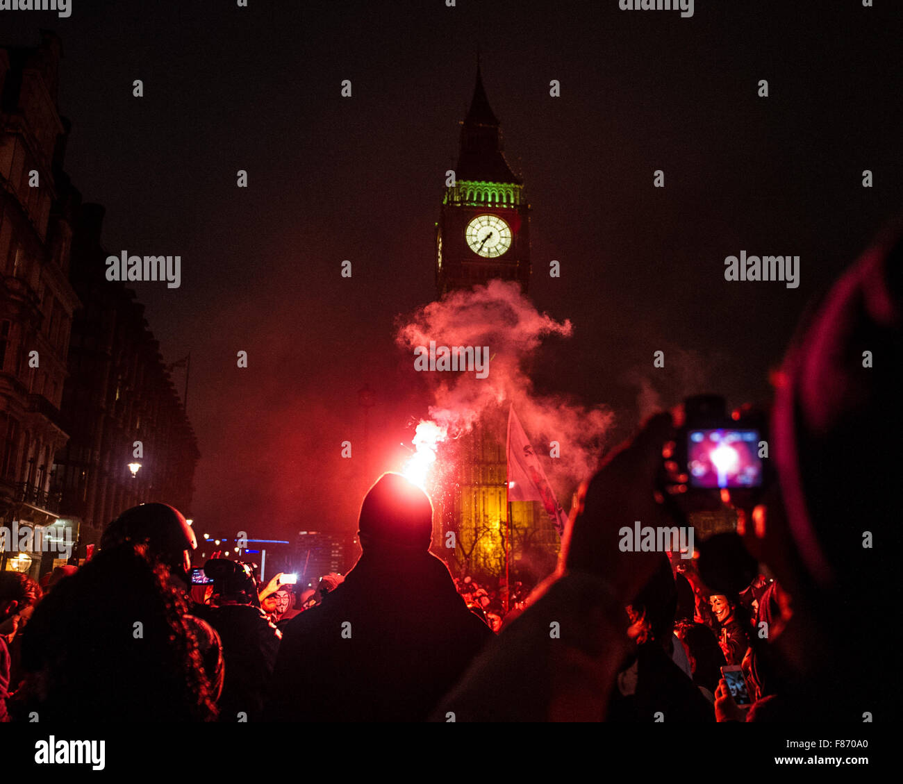 Guy fawlkes mask hi-res stock photography and images - Alamy
