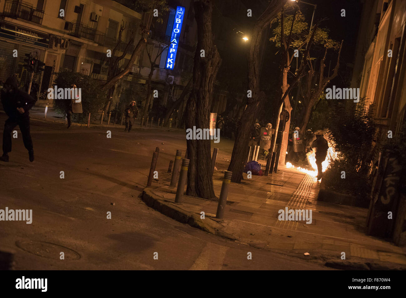 Athens, Greece. 6th Dec, 2015. Youngsters clash with riot police at ...
