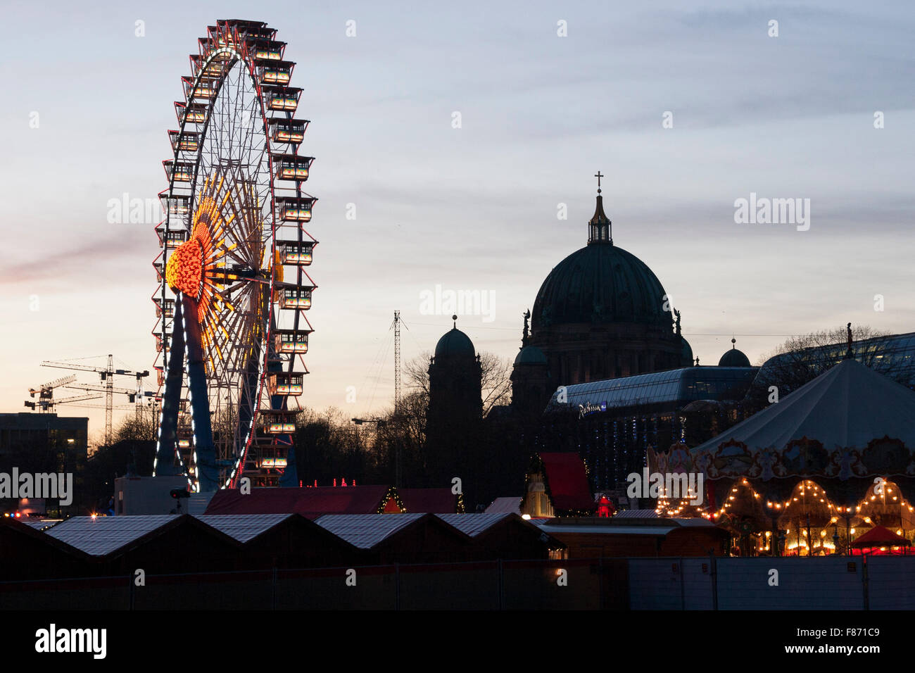 Christmas Market between TV Tower and Rotes Rathaus. Berlin, Germany ...