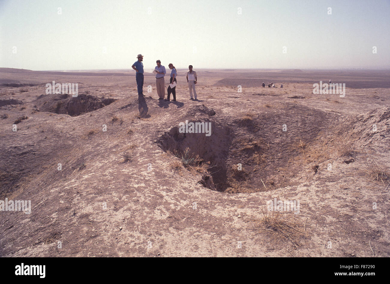 Nimrud iraq ziggurat High Resolution Stock Photography and Images - Alamy