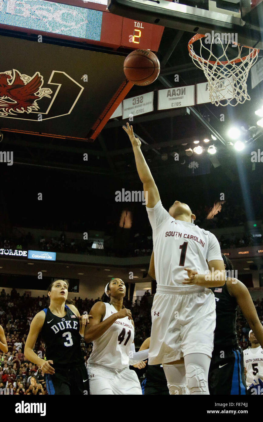 Columbia, SC, USA. 6th Dec, 2015. Bianca Cuevas (1) of the South ...