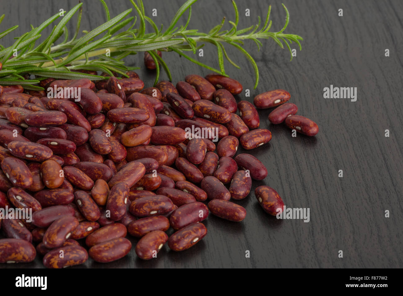 Raw kidney bean with herbs Stock Photo - Alamy