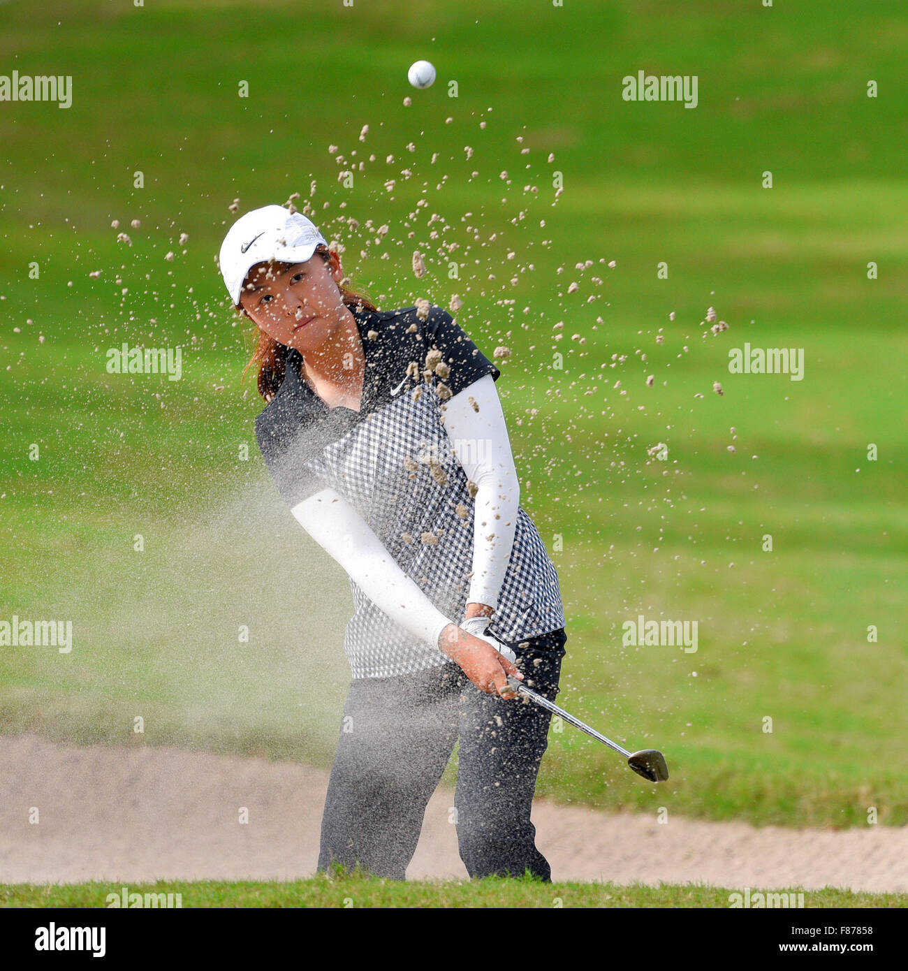 Daytona Beach, Florida, USA. 6th Dec, 2015. SIMIN FENG of China blasts ...