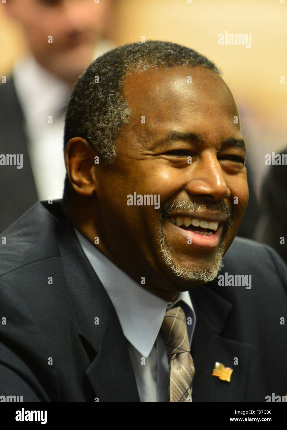 Presidential candidate Dr. Ben Carson at Barnes and Noble where he made ...