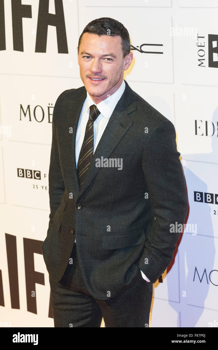London, UK. 6 December 2015. Actor Luke Evans. Red carpet arrivals for ...