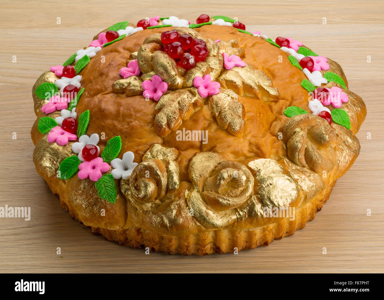 Karavay - Russian traditional bread on the desk Stock Photo - Alamy