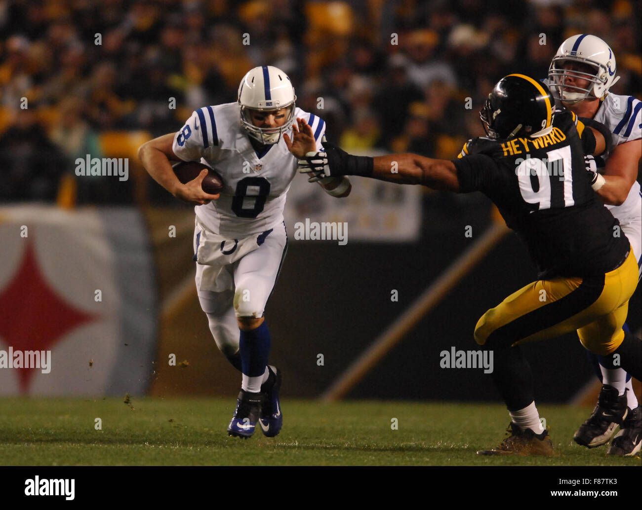 Pittsburgh, PA, USA. 6th Dec, 2015. Matt Hasselbeck #8 during the ...