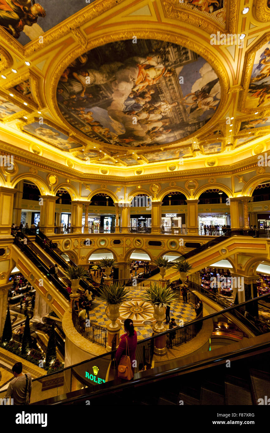 Macau, Macau, CHN. 20th Nov, 2015. Macau, CHINA - November 20 2015 ...