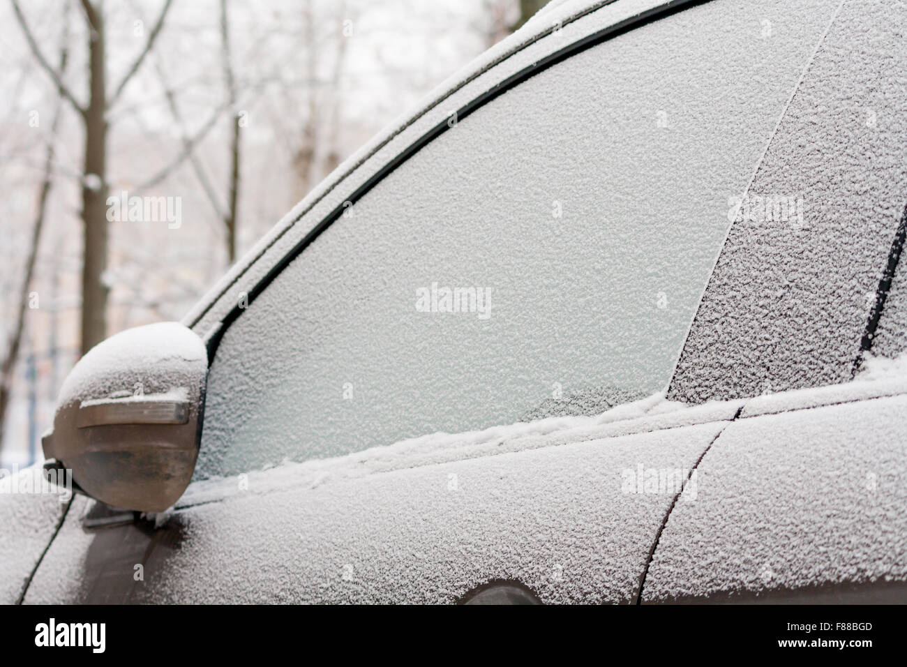 frozen car window closeup snow ice crystals cold weather Stock Photo ...