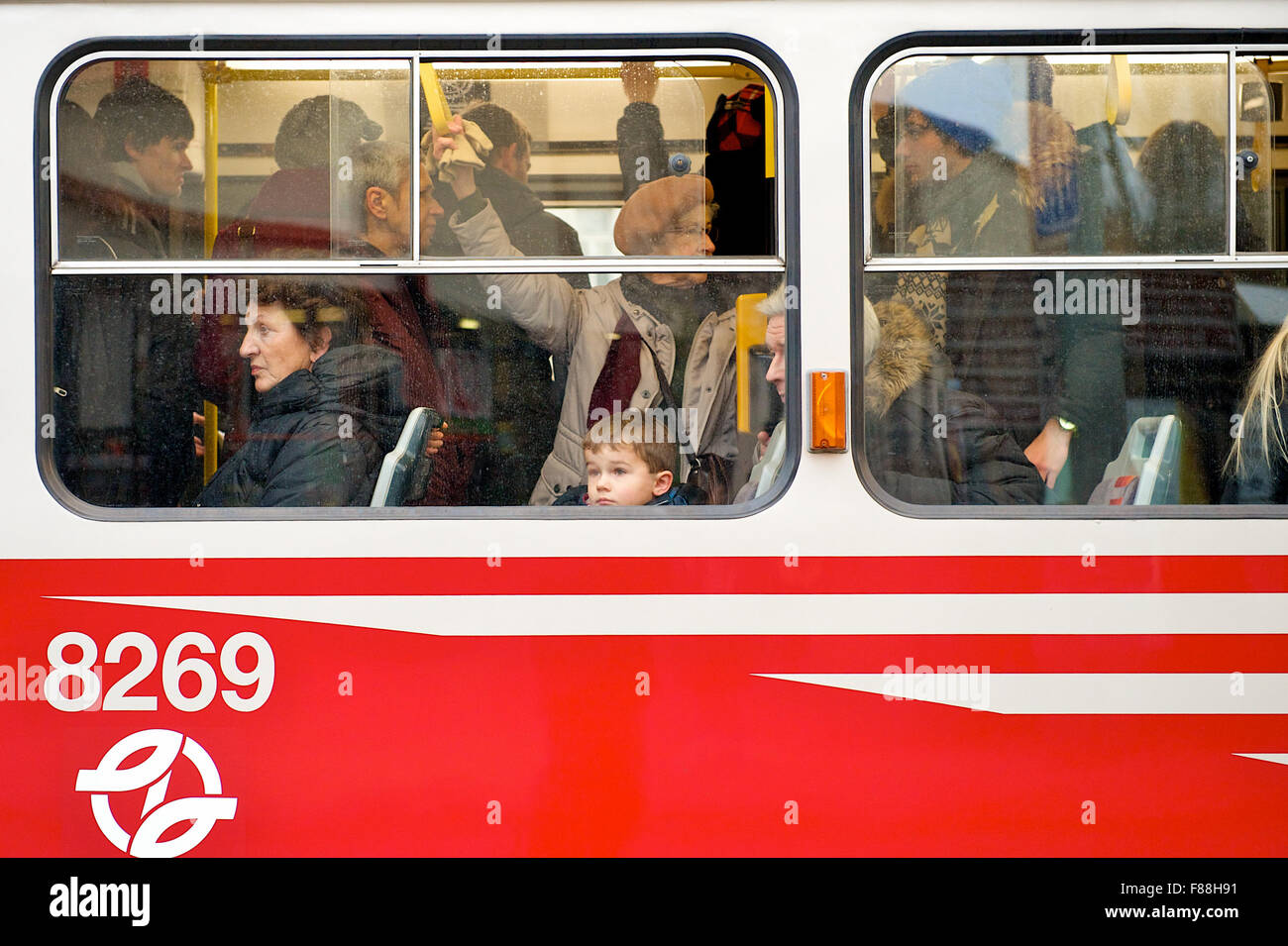 Overcrowded public transport hi-res stock photography and images - Alamy