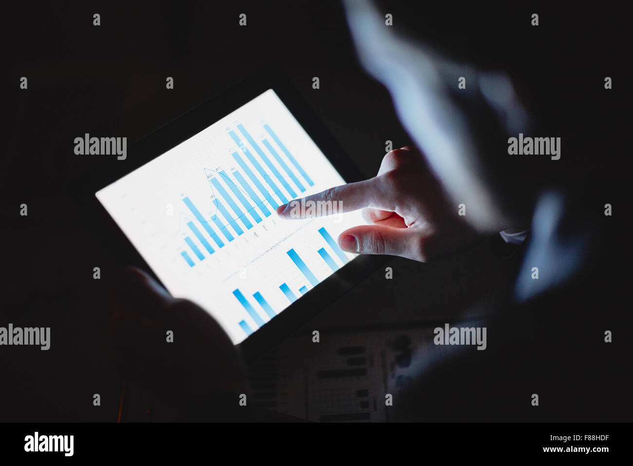 Computer presentation graphs hi-res stock photography and images - Alamy