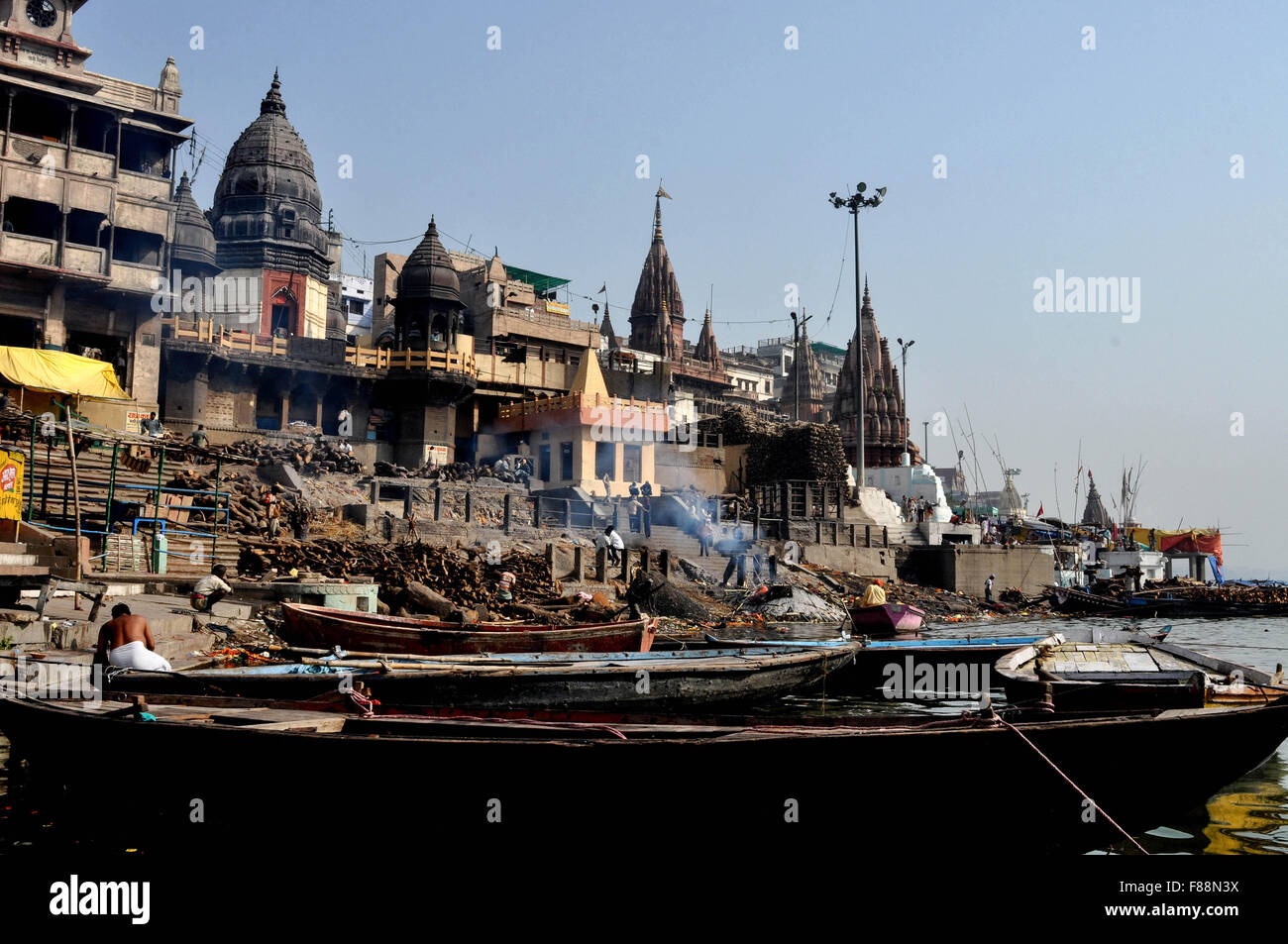 Manikarnika Ghat is the main Traditional Hindu cremation place where ...