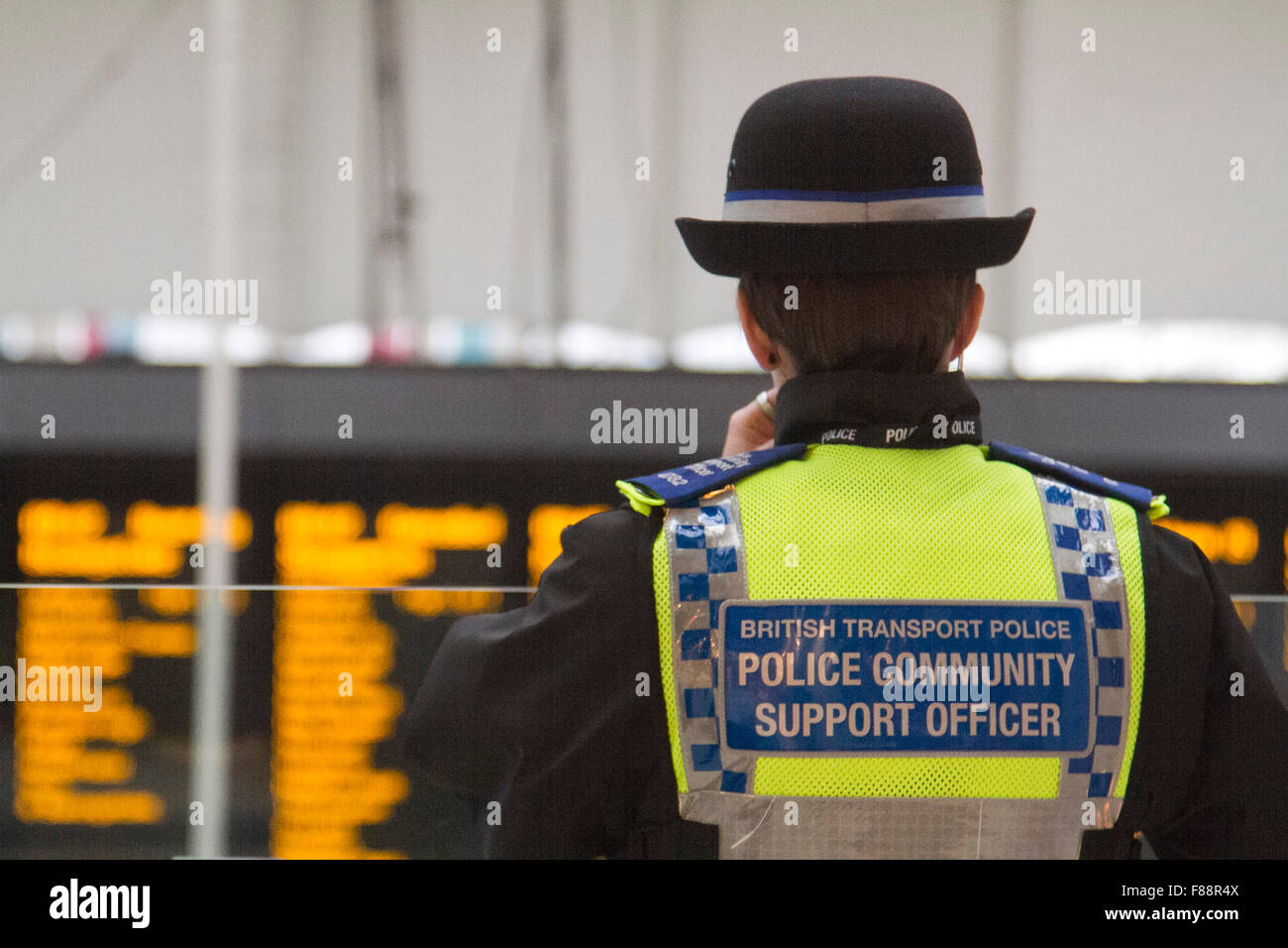 London,UK. 7th December 2015. Security is Increased with extra police ...