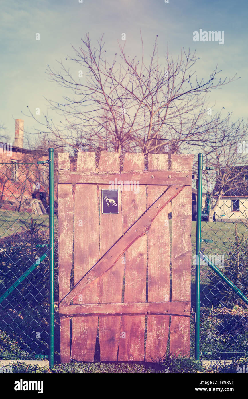 Wicket gate hi-res stock photography and images - Alamy